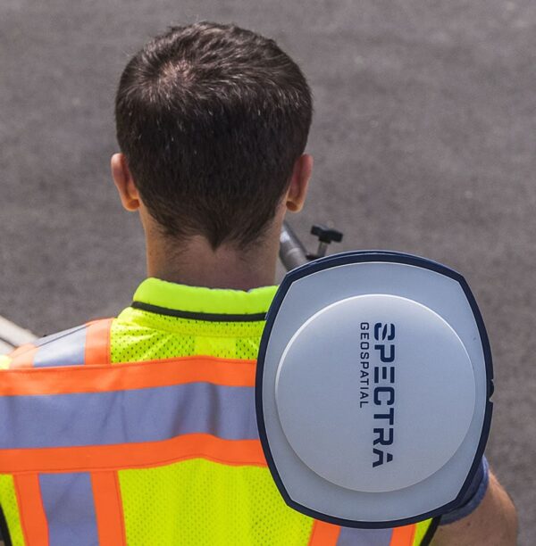 Máy GPS 2 Tần Số RTK Spectra Geospatial SP85 Giá Tốt